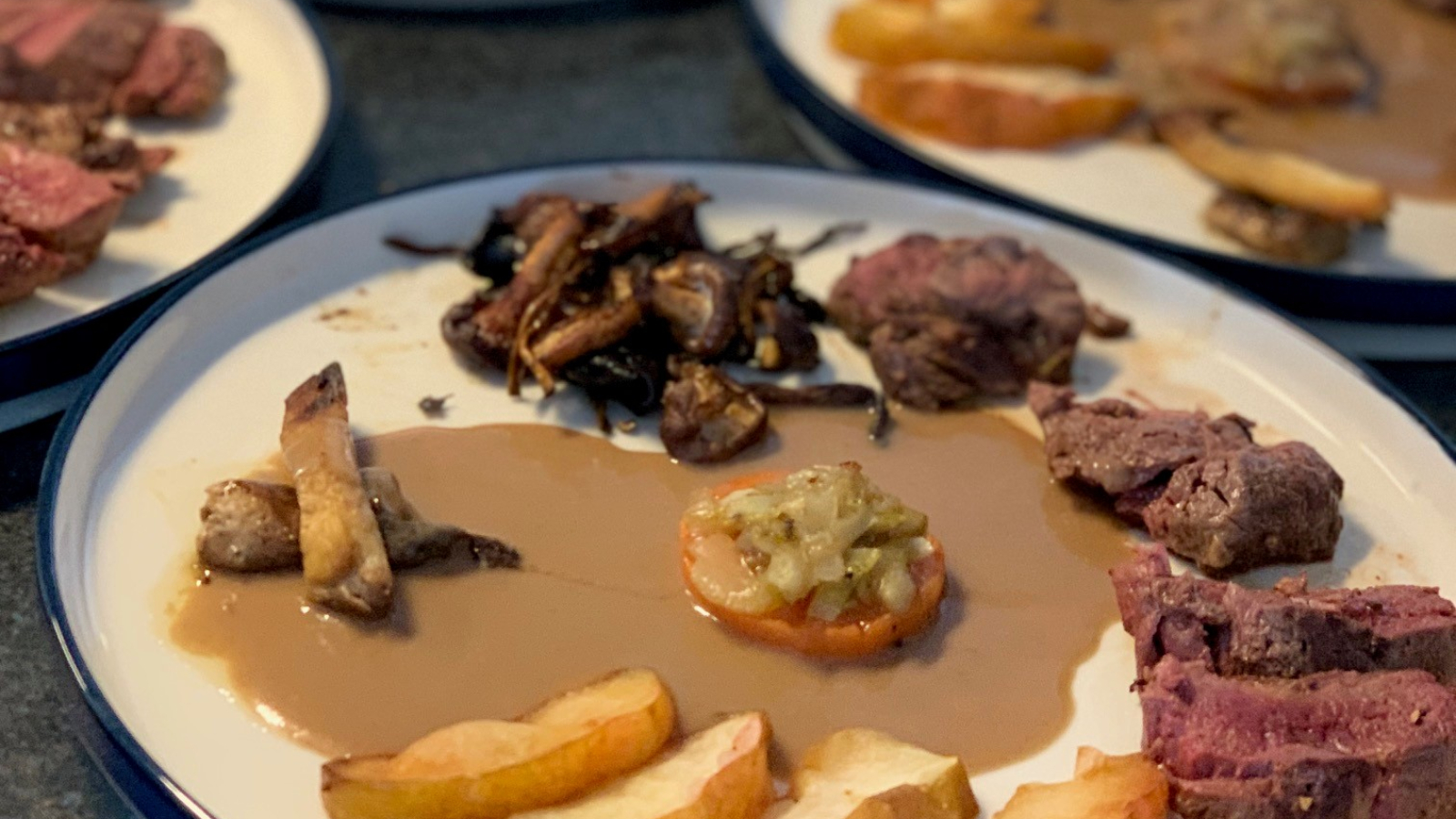 De recepten voor coquilles, scampi, patrijs, haas en eend | Moeyaert